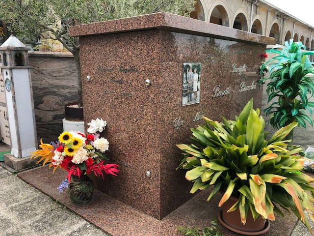 Lavori cimiteriali in marmo